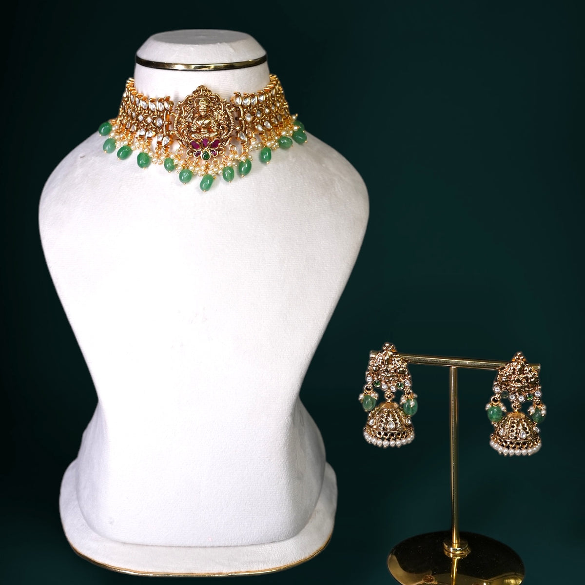 Women Short Necklace (Choker) – Devya